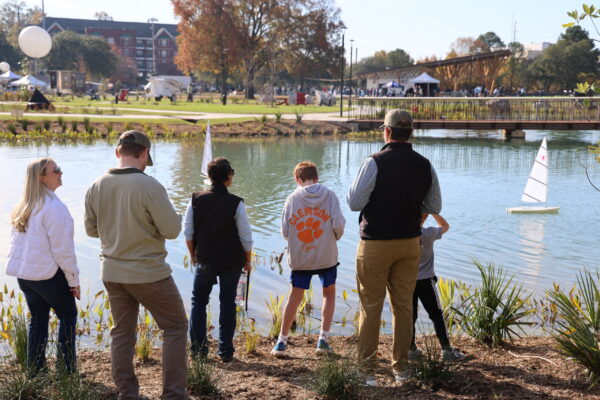 Destinations, Features, and Amenities – City of Columbia – Finlay Park
